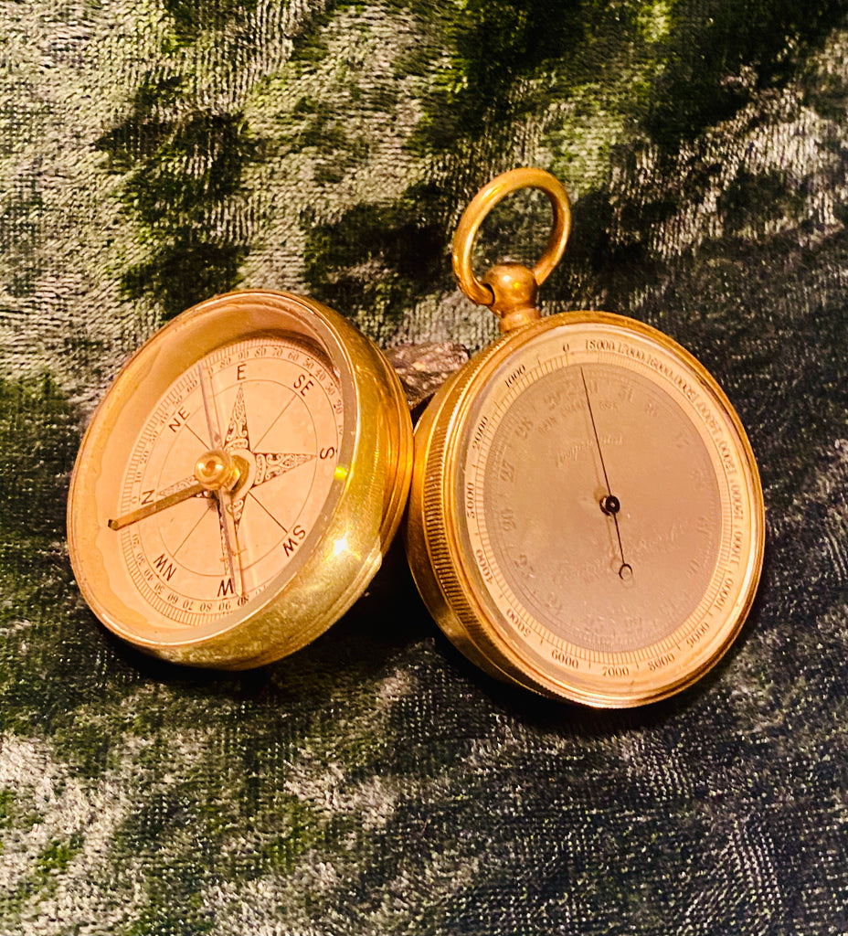 Zero Stock-Antique Pocket Barometer Altimeter and Compass Compendium E ...