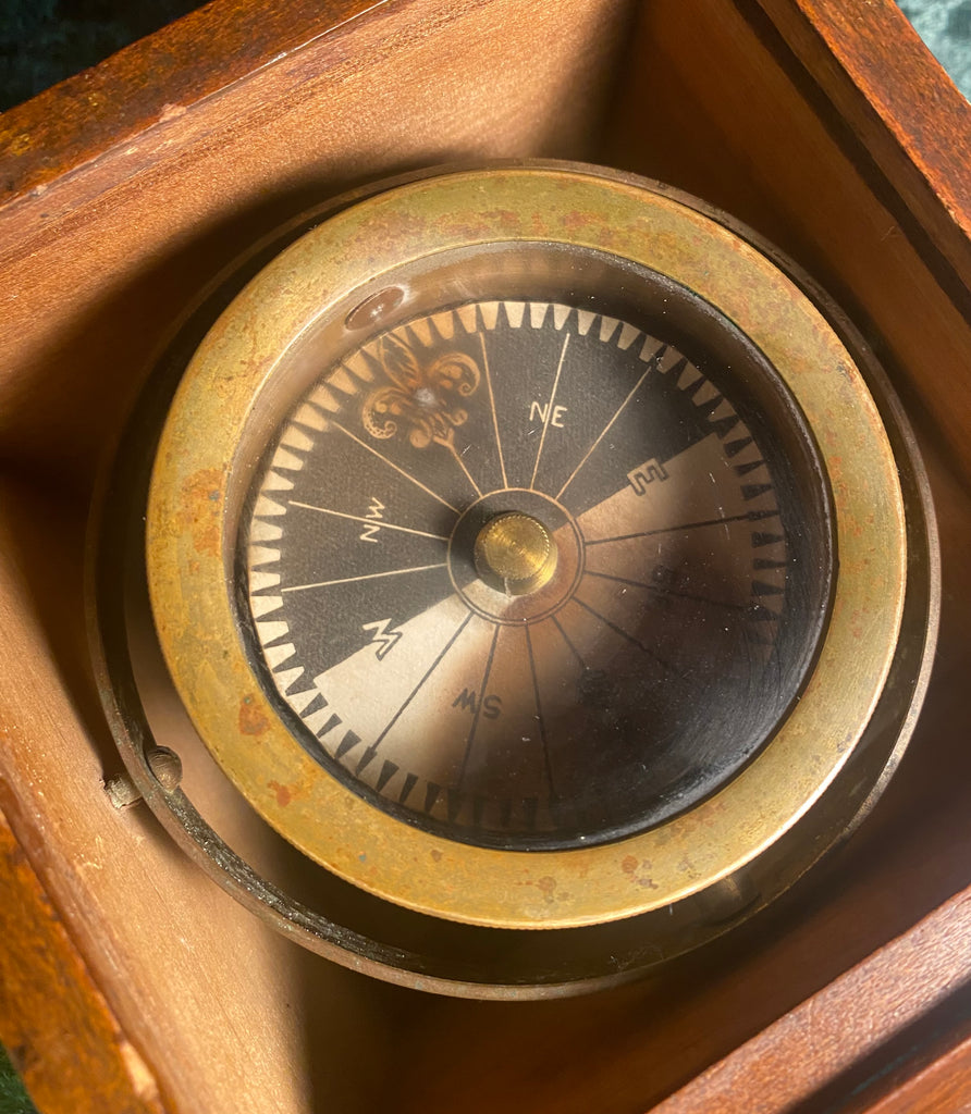 Zero Stock-Antique Nautical Floating Card Compass Made in England ...