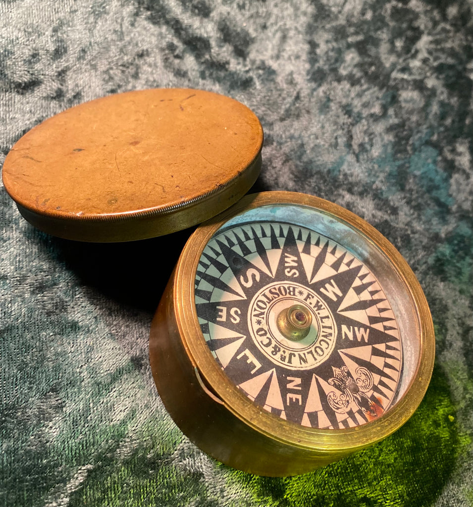 Zero Stock-Antique Small Nautical Dry Card Compass F. W. Lincoln Jr ...